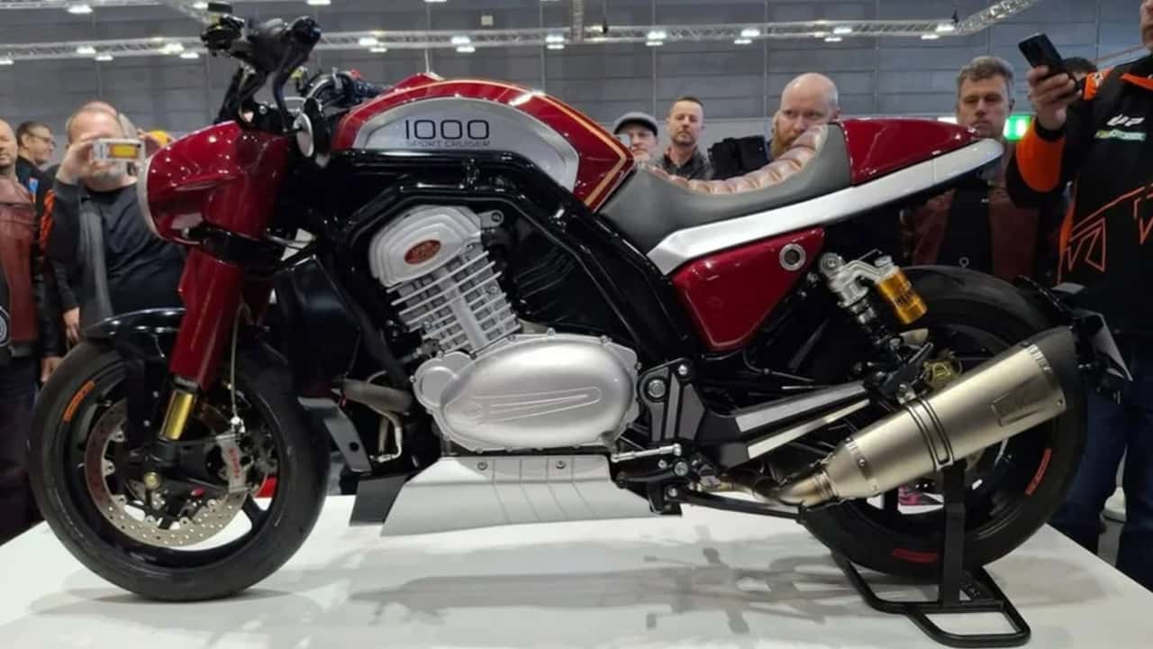 A Czech motorcycle company just dropped a 113-horsepower bike. But ...