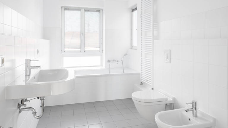 Forget bleach — this one kitchen item will remove mold on silicone sealant