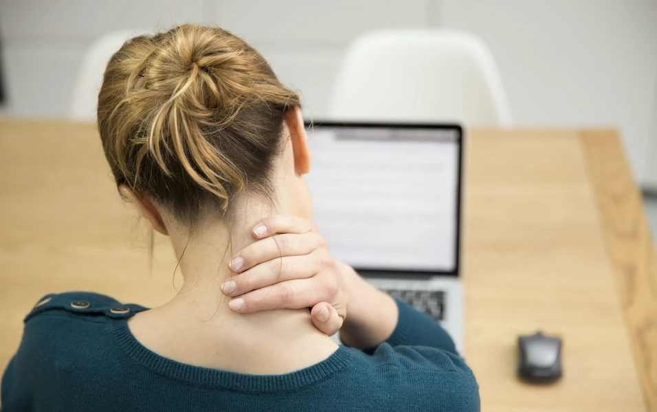 Neck pain fixes for screen-heavy days