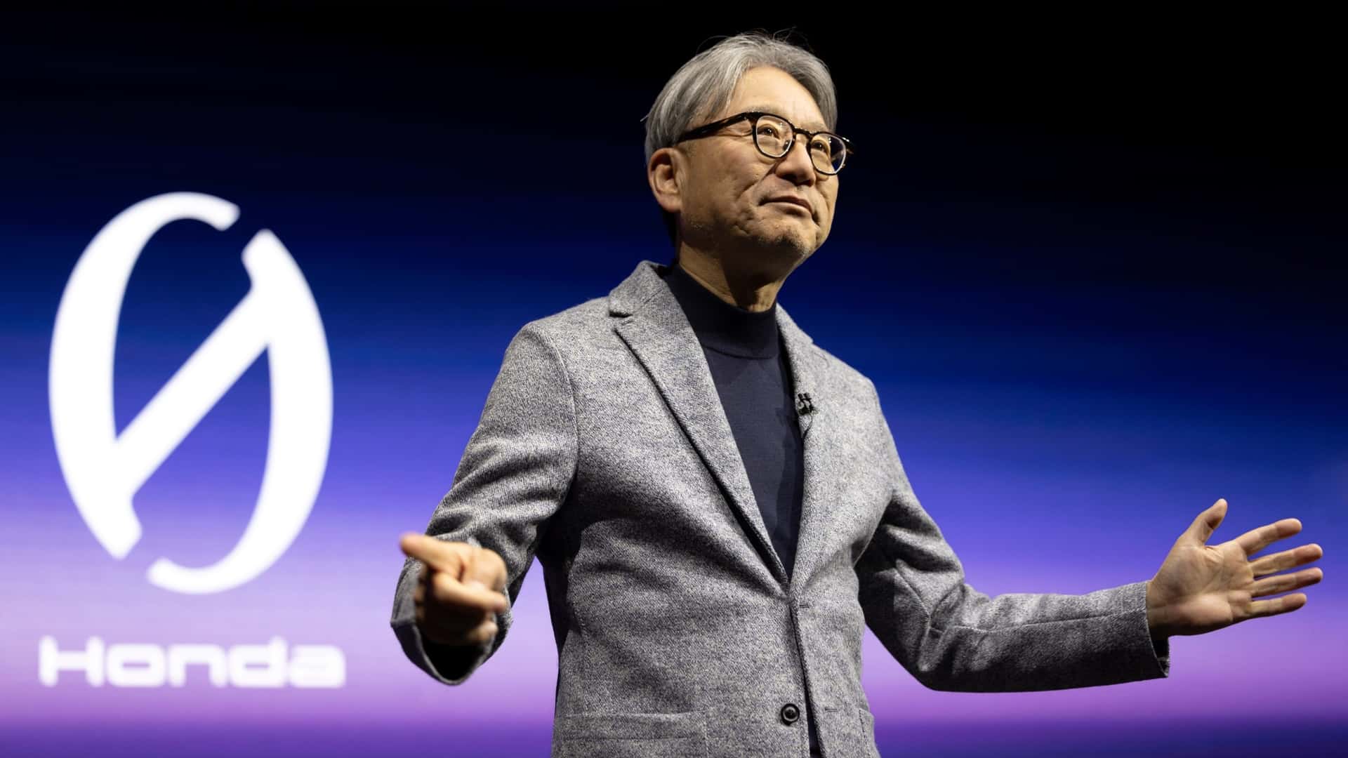 Honda's CEO survived a revolt after the automaker's worst year in ...