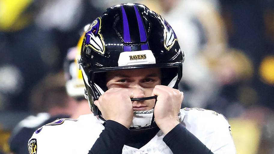 Ravens must consider signing this veteran to give Tyler Loop a vital ...