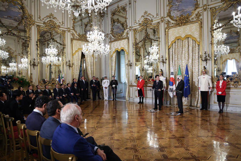Korea, Italy elevate ties to special strategic partnership
