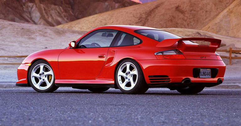 Porsche 996 GT2: The last analog widowmaker sports car