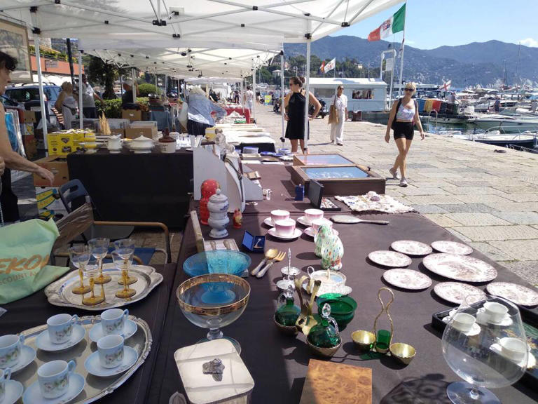 ‘Santa’: mercato di antiquariato alla banchina Sant’Erasmo; i generi ...
