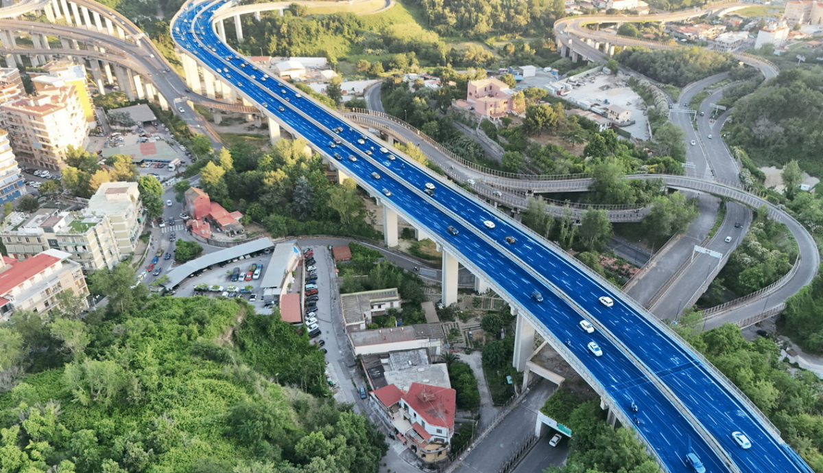 Tangenziale di Napoli, è la prima smart road certificata d’Italia