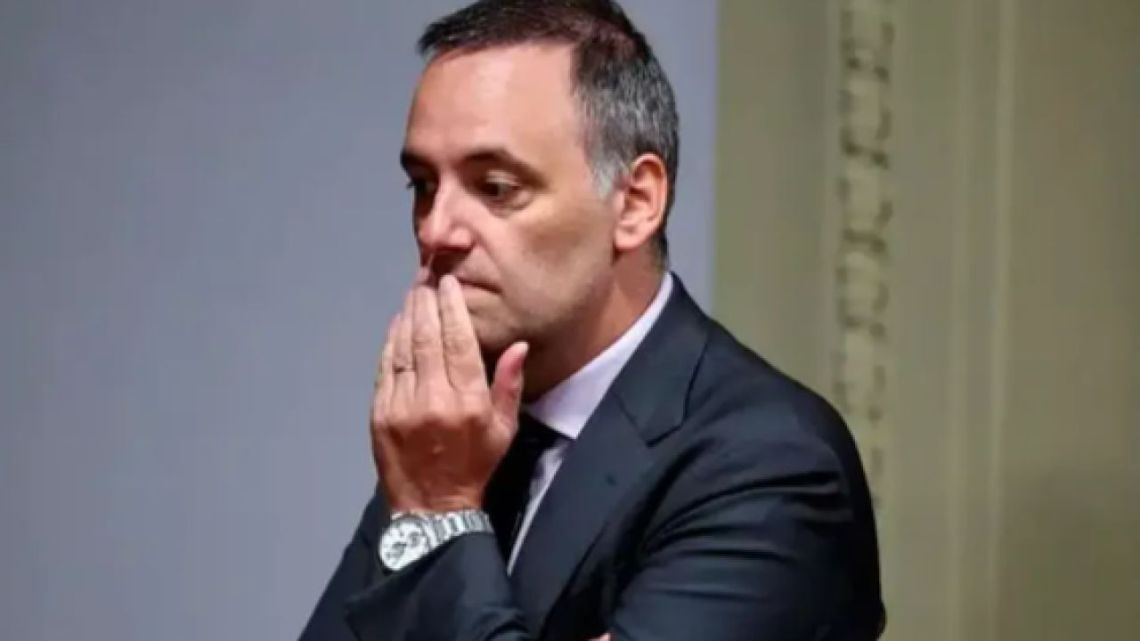 Aníbal Urios sobre el caso Adorni: "La gente no terminó convenciéndose ...