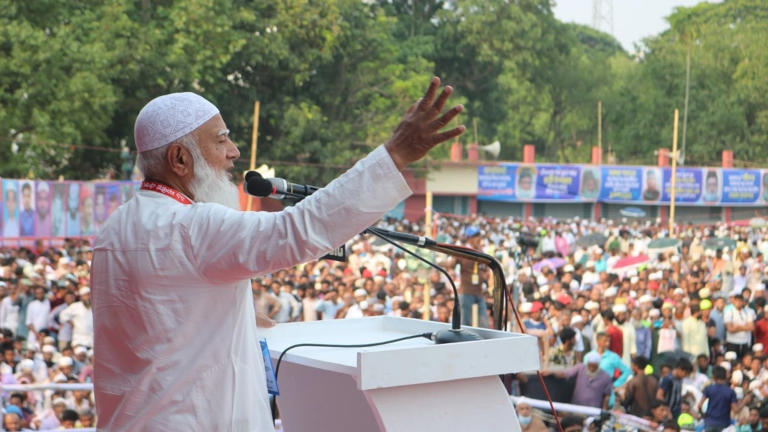 Form human shield: Islamist Jamaat to march to India border over 'push-ins'