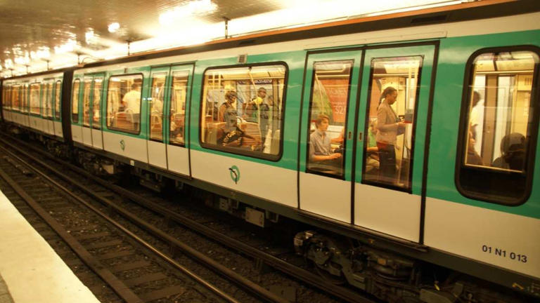 Fini la transpiration dans le metro : ce mini ventilateur Action à 2,99 ...