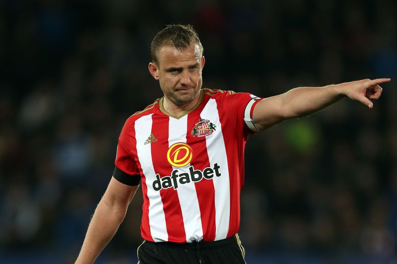 Exclusive: Sunderland fan favourite Lee Cattermole in talks to become ...