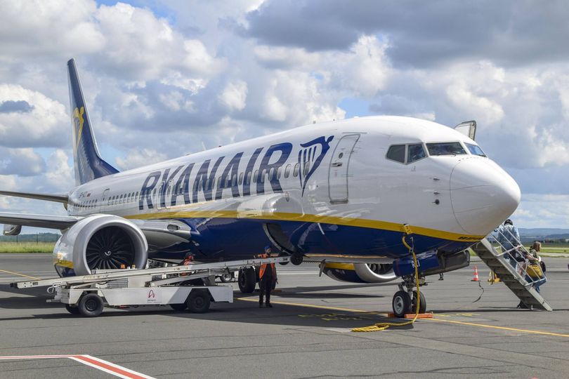Ryanair faces investigation over seat fees for parents to sit with children