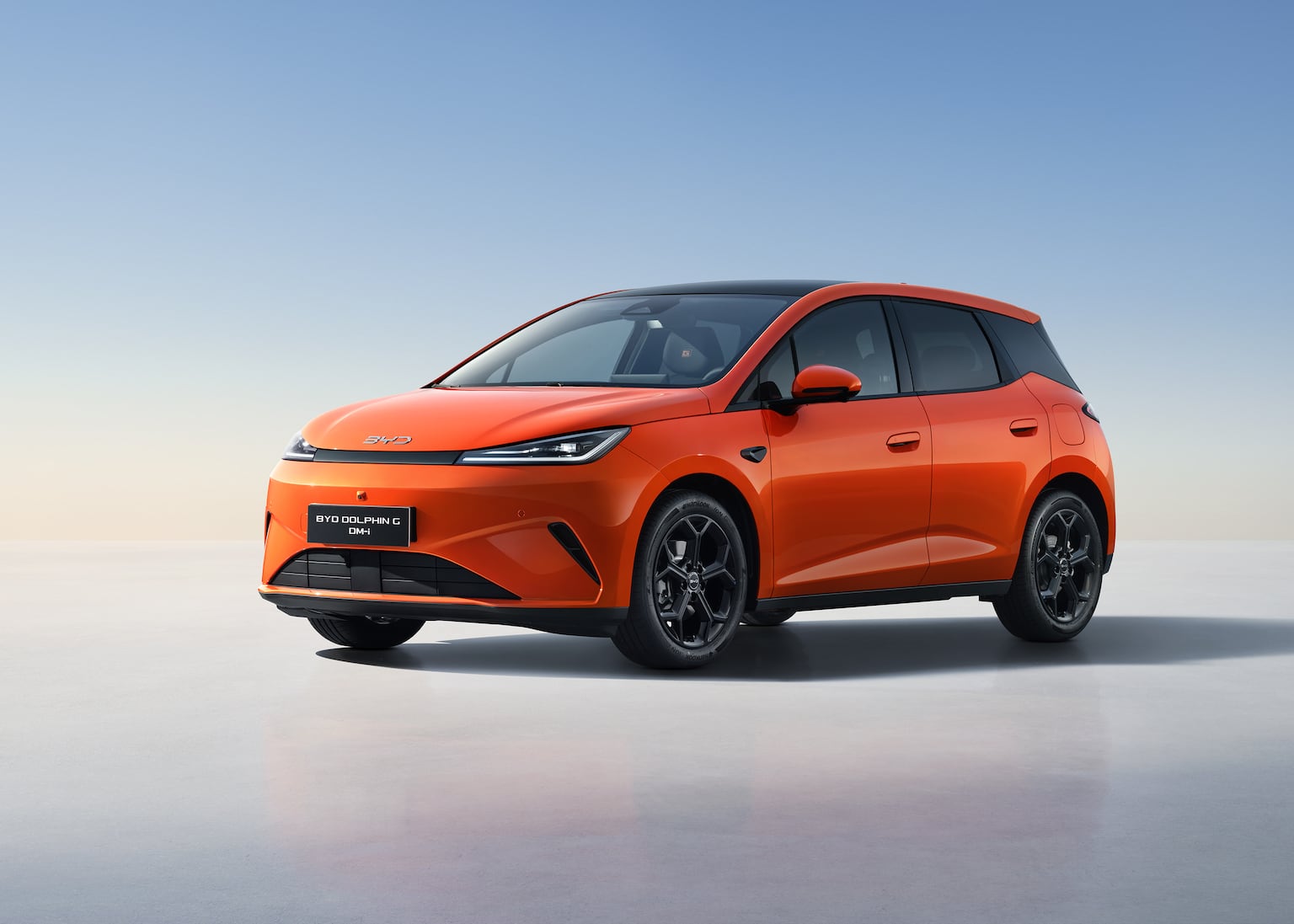 BYD’s Dolphin G DM-i arrives with 65 miles of electric-only range
