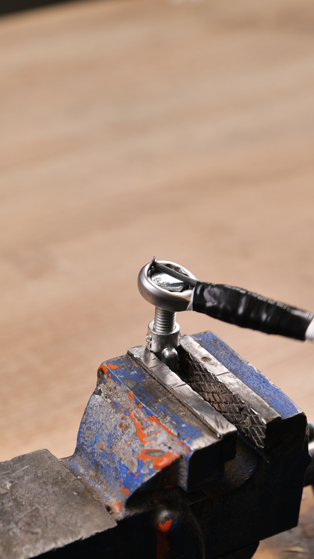 Fix tool grip like pro 🔩