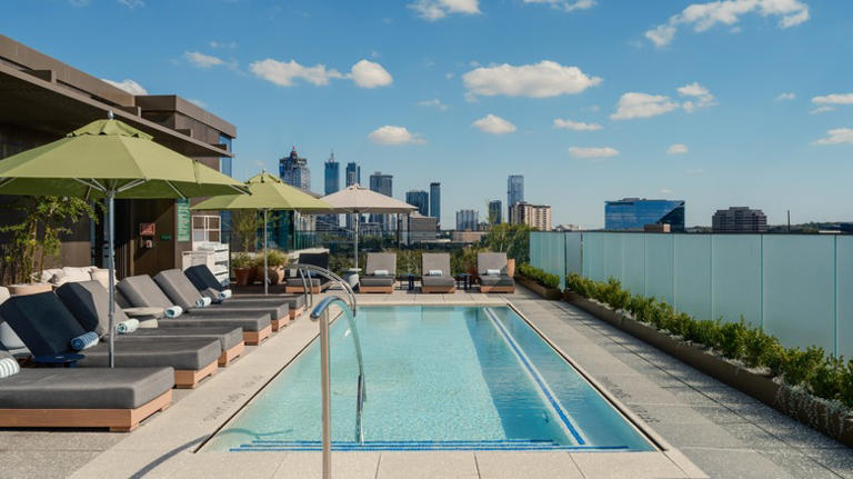 A stylish Austin hotel is steps from water with rooftop dining, chic ...
