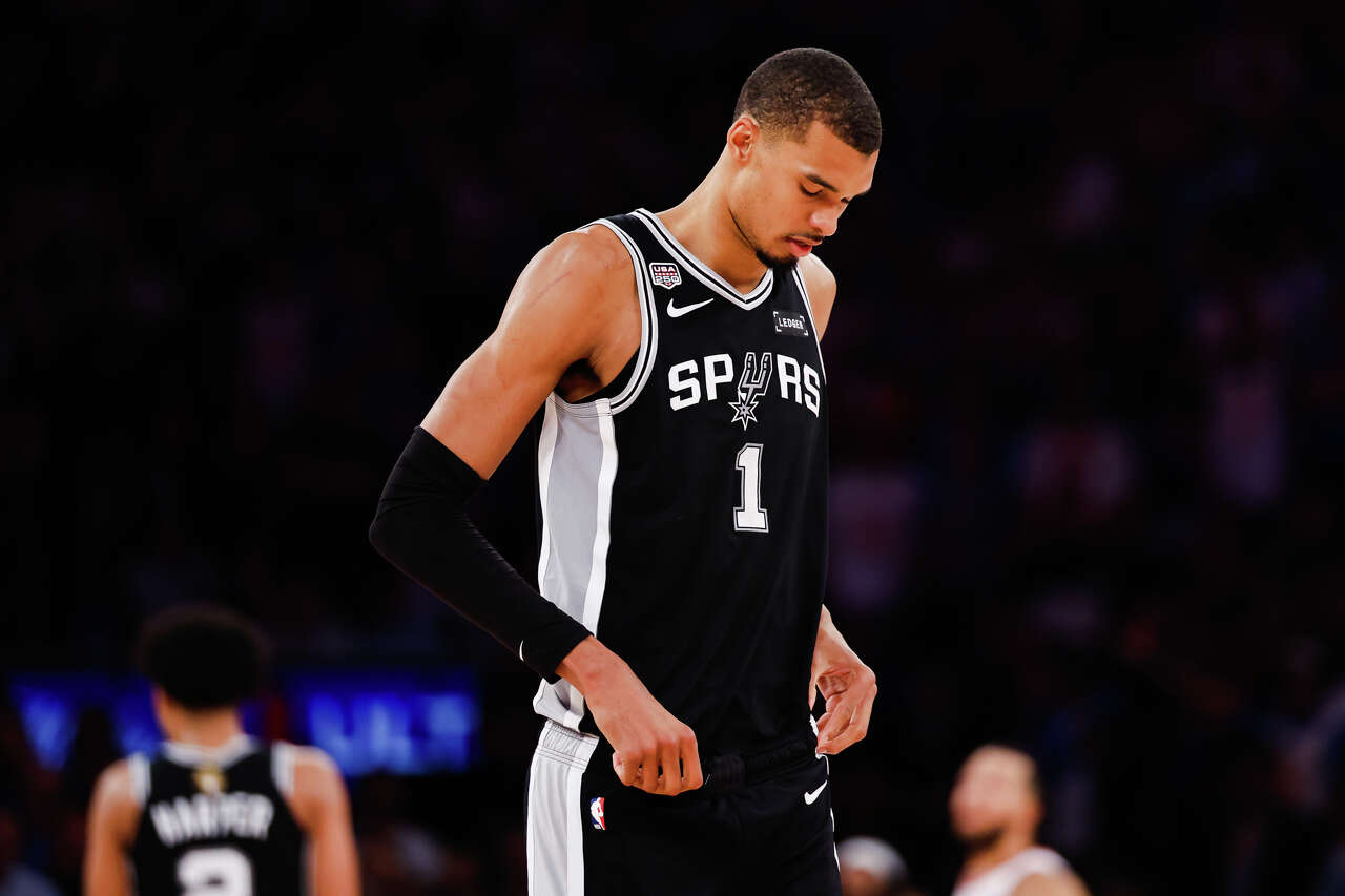 'Dumbest basketball team': Spurs get ripped by Charles Barkley after ...