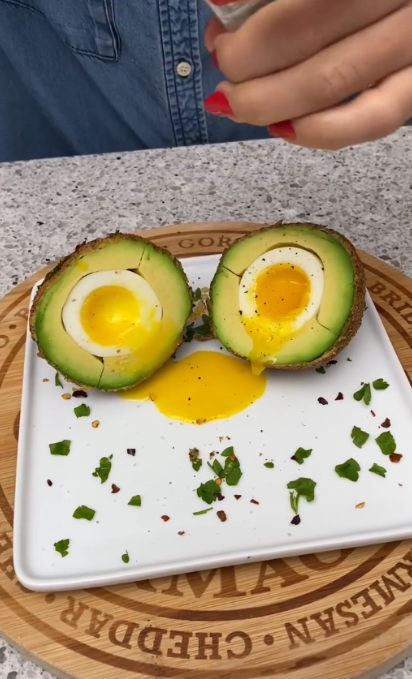 When She Cuts It in Half for the Most Satisfying Kitchen Reveal