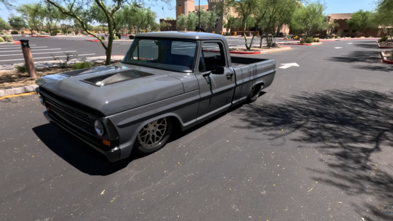 Quick look at exterior chassis and carbon fiber enhancements