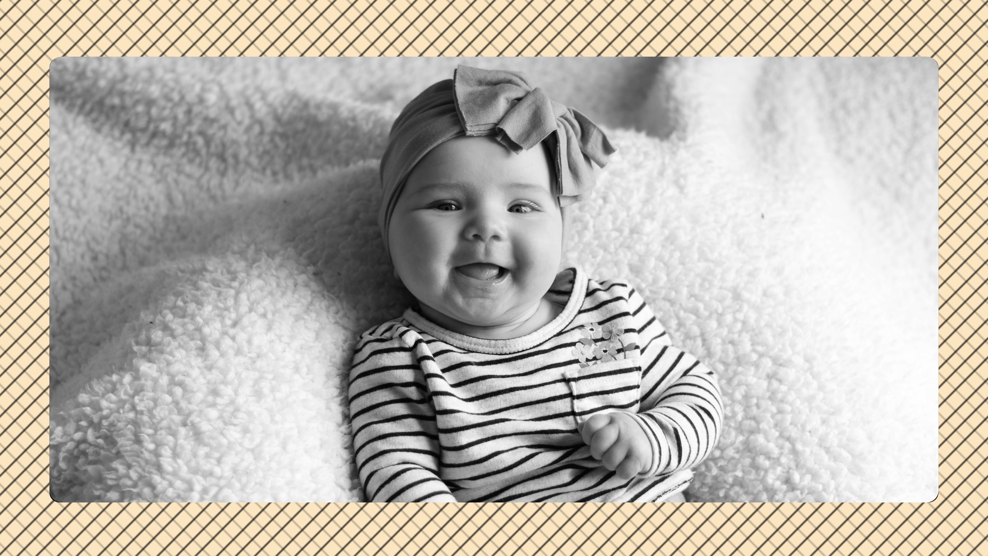4 months old: Milestones and red flags