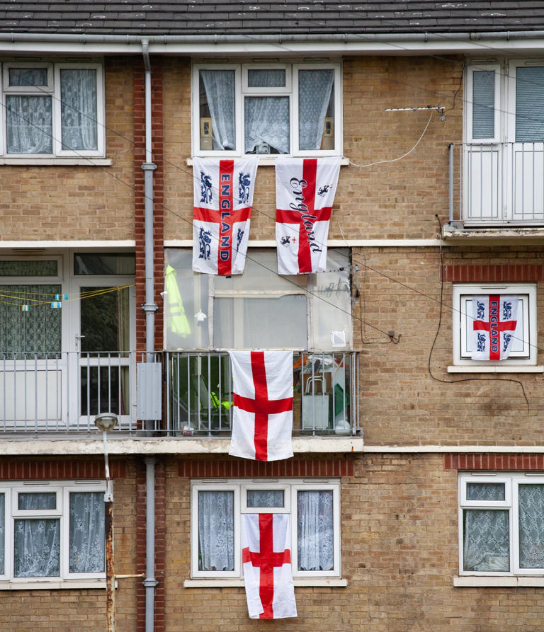 Thousands of Britons banned from hanging flags from their balconies ...