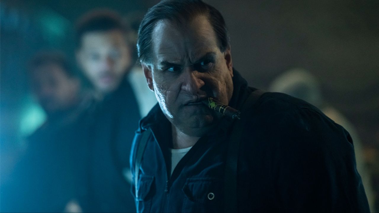 Colin Farrell is only in two scenes as the Penguin in The Batman 2, but ...