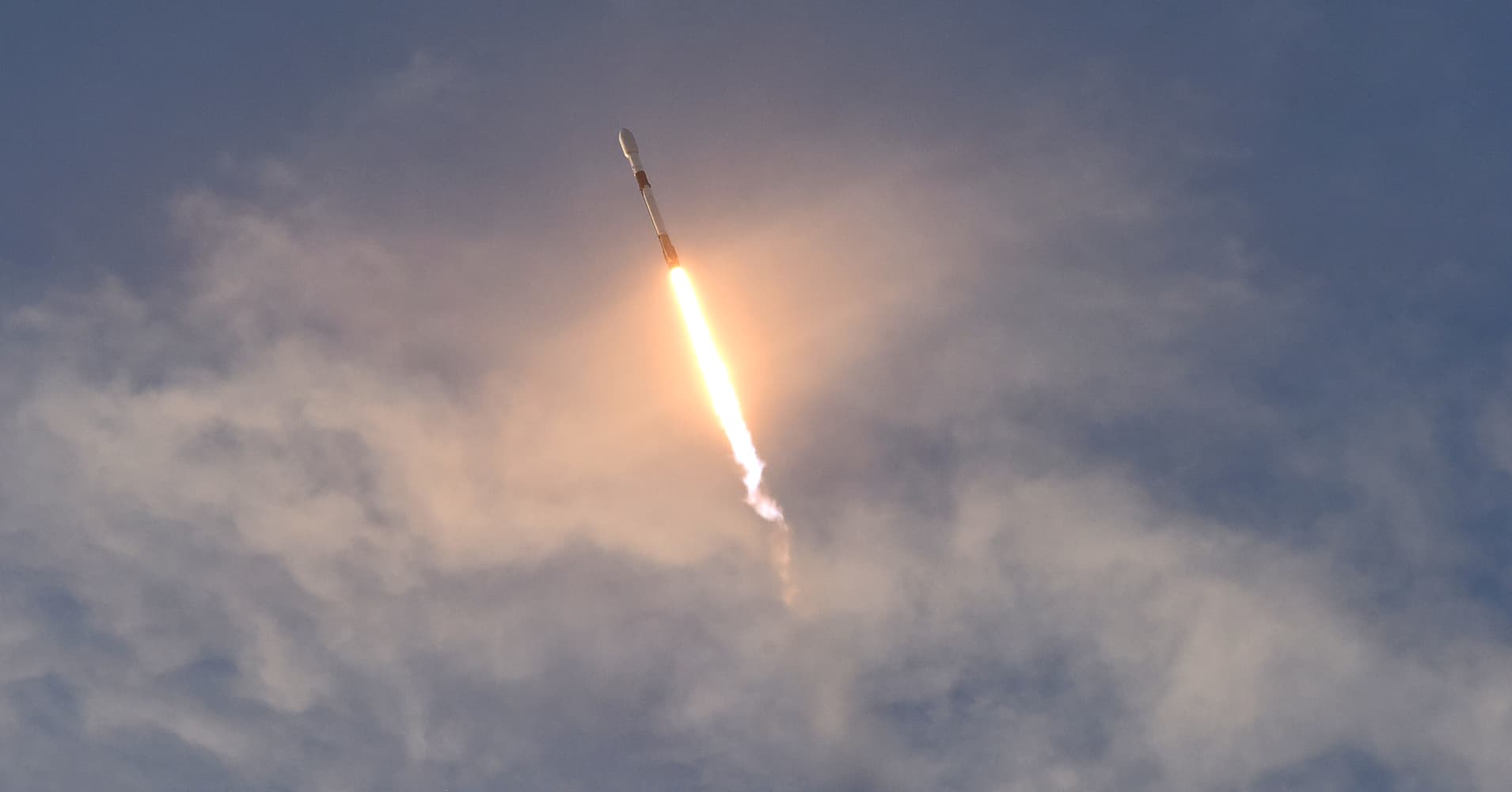 Beyond SpaceX: Here's where family offices see buying opportunities in ...