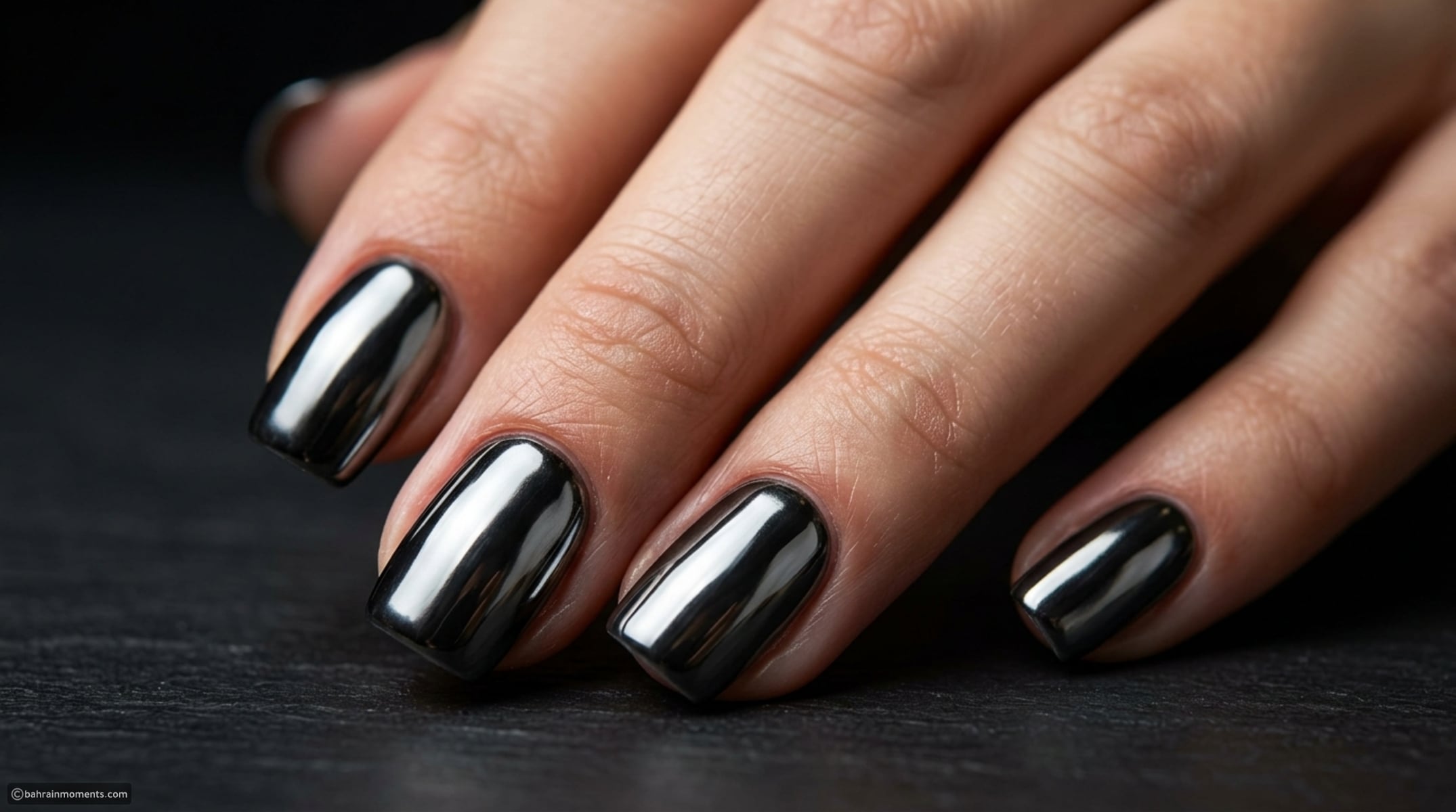 When in doubt, go chrome, 12 chic takes that always spark manicure envy
