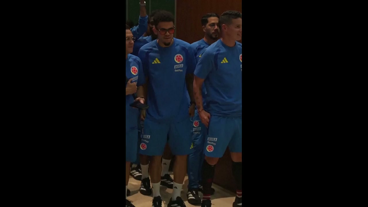 Colombia World Cup squad welcomed by mariachi band on arrival at ...