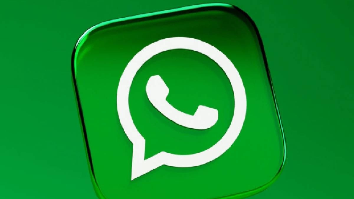 WhatsApp is rolling out redesigned message menu for Android users