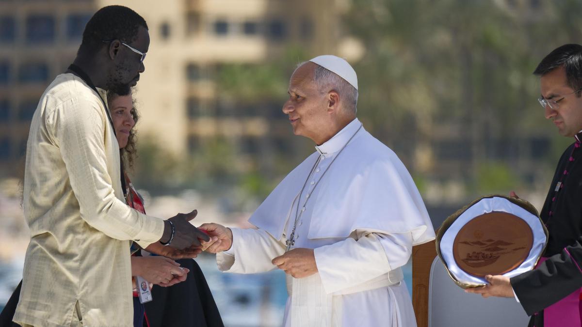 Duro reproche del papa a Europa desde Canarias por mirar hacia otro ...