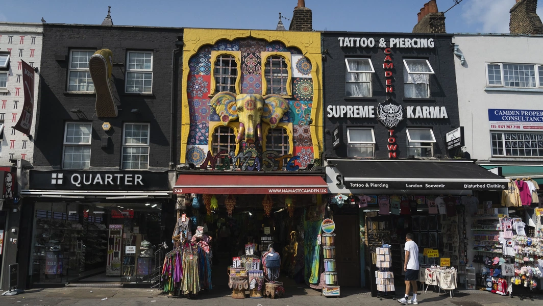 5 tourist-focused markets that lose local authenticity