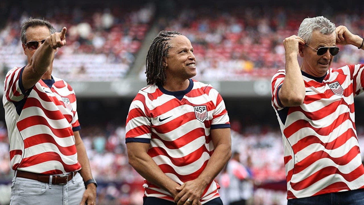 US soccer legend Cobi Jones shares message he'd deliver to USMNT as ...
