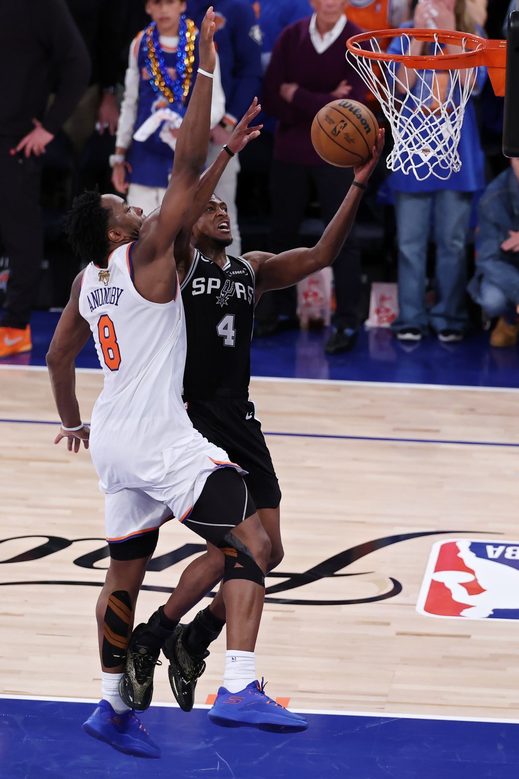 Why De’Aaron Fox made finals-changing decision that burned Spurs in ...