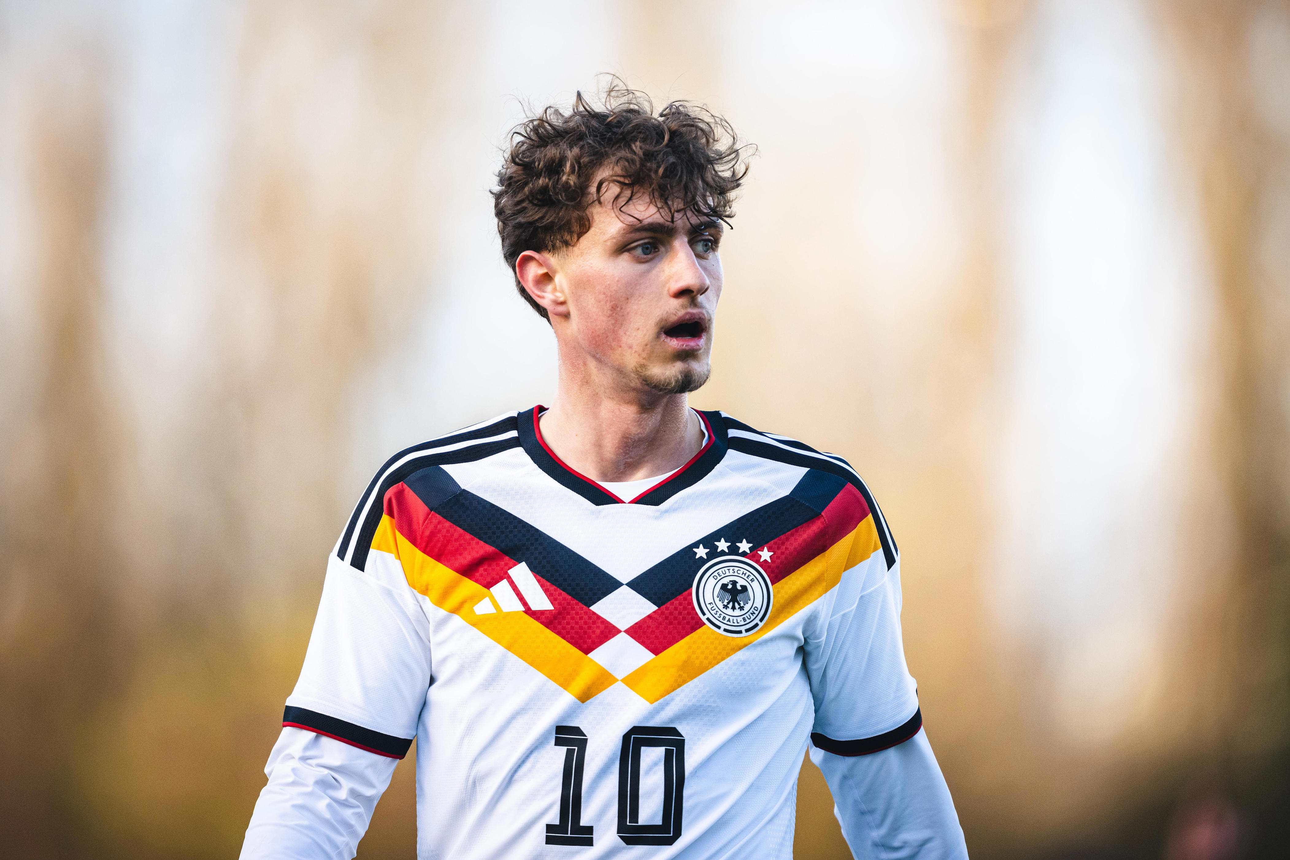 Bayern Munich to secure buy-back clause on Maurice Krattenmacher