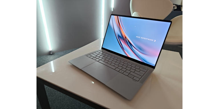 ASUS ExpertBook Ultra: Flagship business laptop with premium looks ...