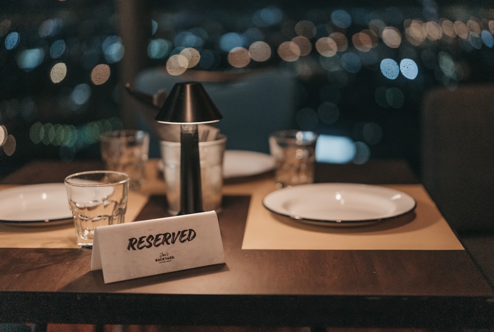 25 cruise ship dining hacks that frequent cruisers use every single voyage