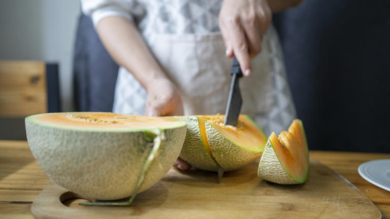 The popular melon you should avoid eating at a continental breakfast buffet