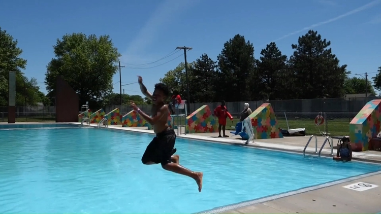 Beat the heat: Toledo opens cooling centers as temperatures soar