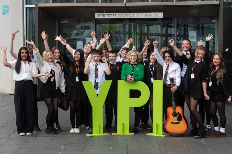 Motherwell pupils recognised at Scotland’s largest youth philanthropy event