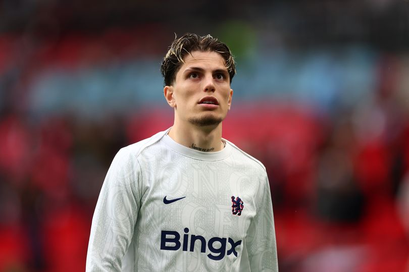 Chelsea receive Alejandro Garnacho instructions as Man United transfer ...