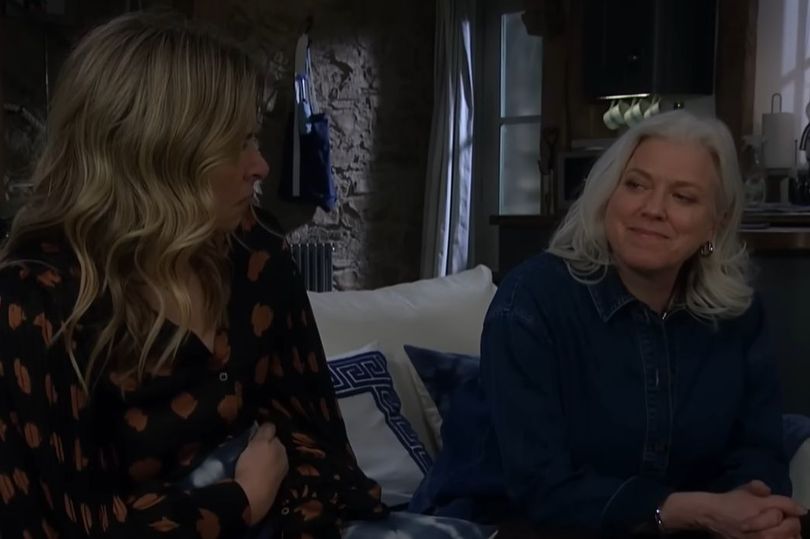Emmerdale's Lisa Riley praises Charity Dingle star as horror airs on ...