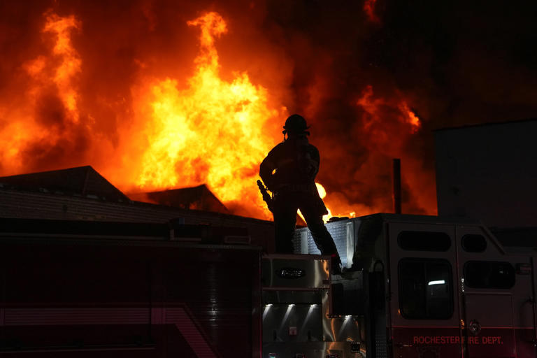 RFD release cinematic photos of Pallet Express fire battle