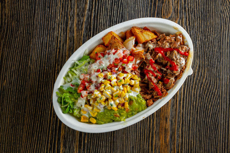 A dietitian shares her high-protein orders from Sweetgreen, CAVA ...