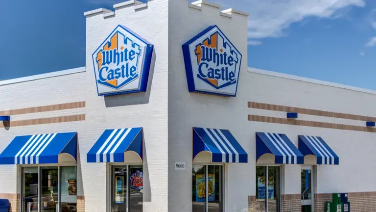 White Castle is broadening its slider selection with a fresh veggie ...