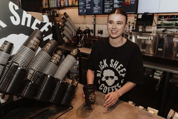 Popular chain set to offer £1 coffees on opening day at south Essex centre