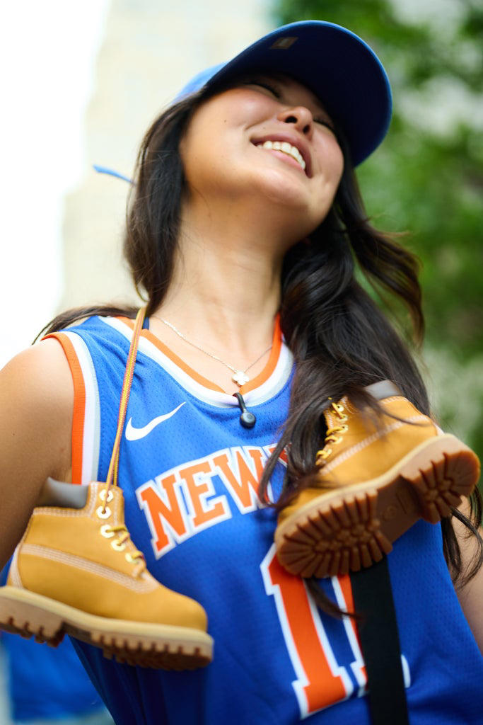 The orange-and-blue style playbook: How Knicks fans are serving ...