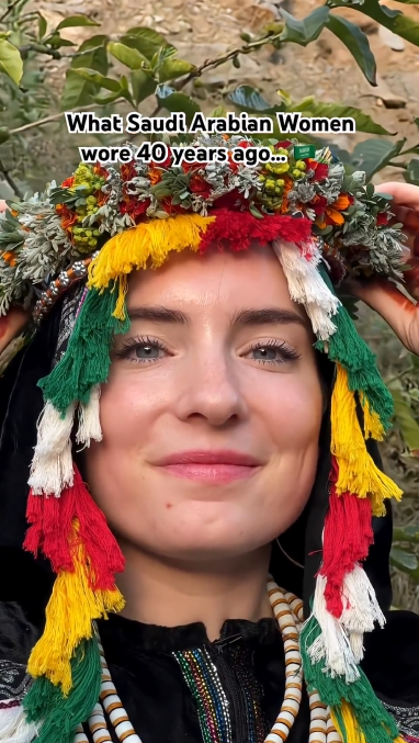 Exploring the traditional dress of Fayfa women