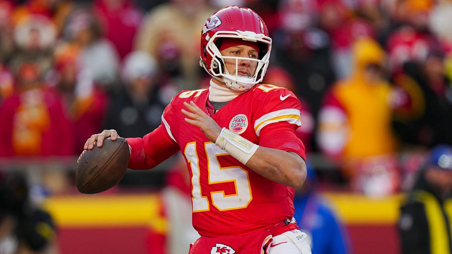 Patrick Mahomes injury update from Andy Reid and contract extension ...