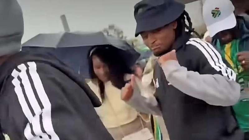 Watch: Siphiwe Tshabalala's dance moves in Mexico spark 2010 World Cup ...