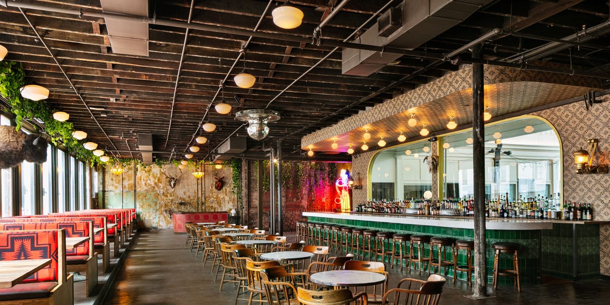 Nashville’s Urban Cowboy is drawing crowds for more than its cocktails