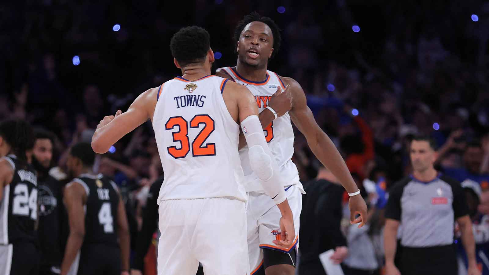 Suni Lee’s post after OG Anunoby’s game-winner in Knicks-Spurs Game 4 ...
