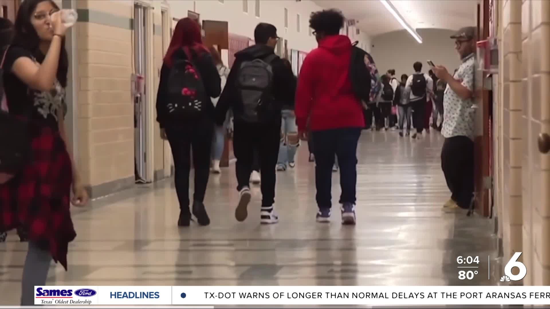 Texas high schoolers improve state test scores